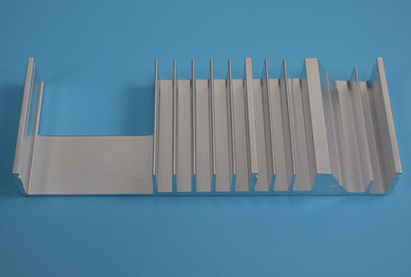 CNC Machining Aluminum Heatsink Extrusion Profiles Aluminum Radiator ...